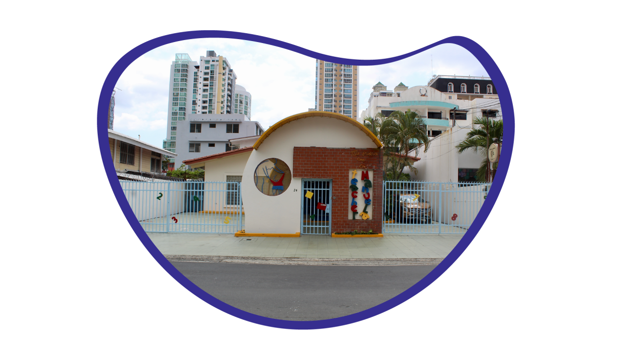 History | Teacher Manuela